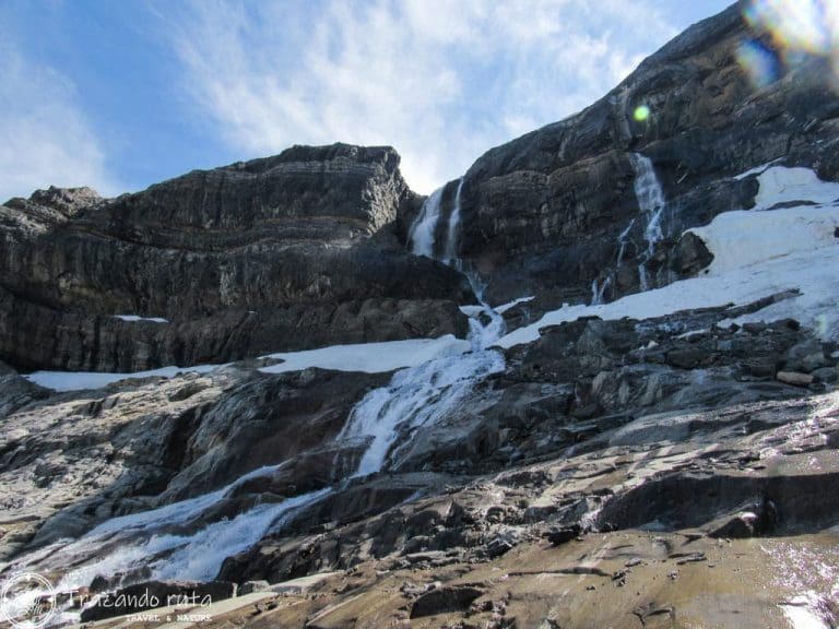 Ruta a la cascada del glaciar Bow, Parque Nacional de Banff